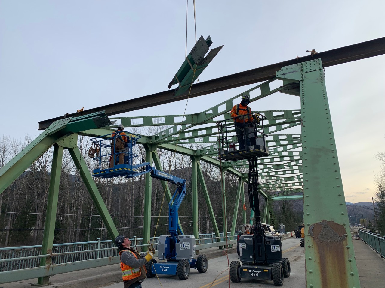 Barriere River Bridge Truss Repair - CEC